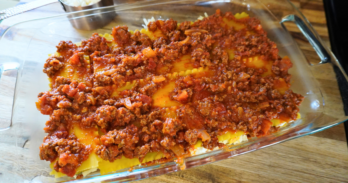Simple Lasagna Recipe - Davee Kilian